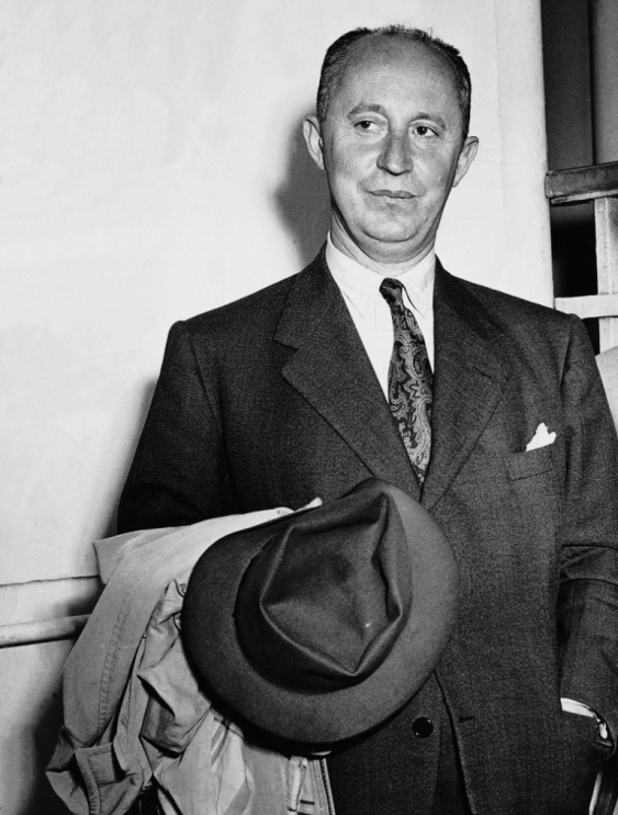 Dior, Christian aus dem Lexikon | wissen.de