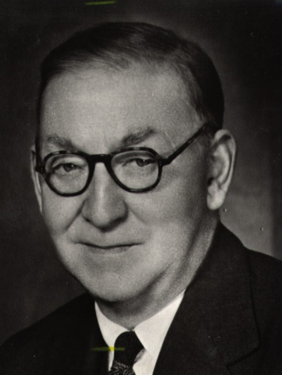 Cockcroft, John Douglas (Sir) aus dem Lexikon | wissen.de