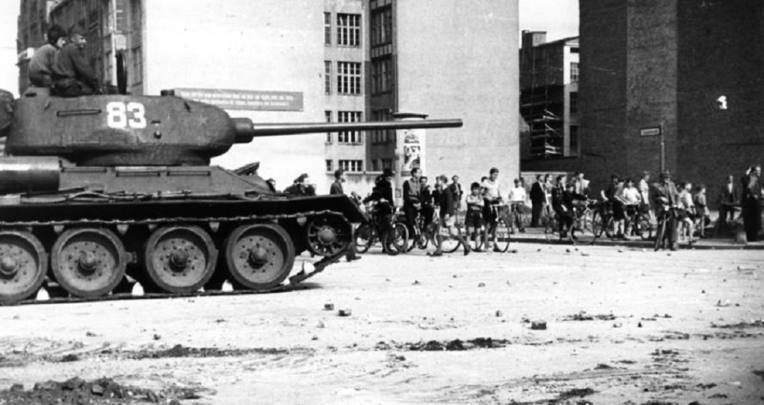 17. Juni 1953: Wie kam es zum Volksaufstand in der DDR? | wissen.de